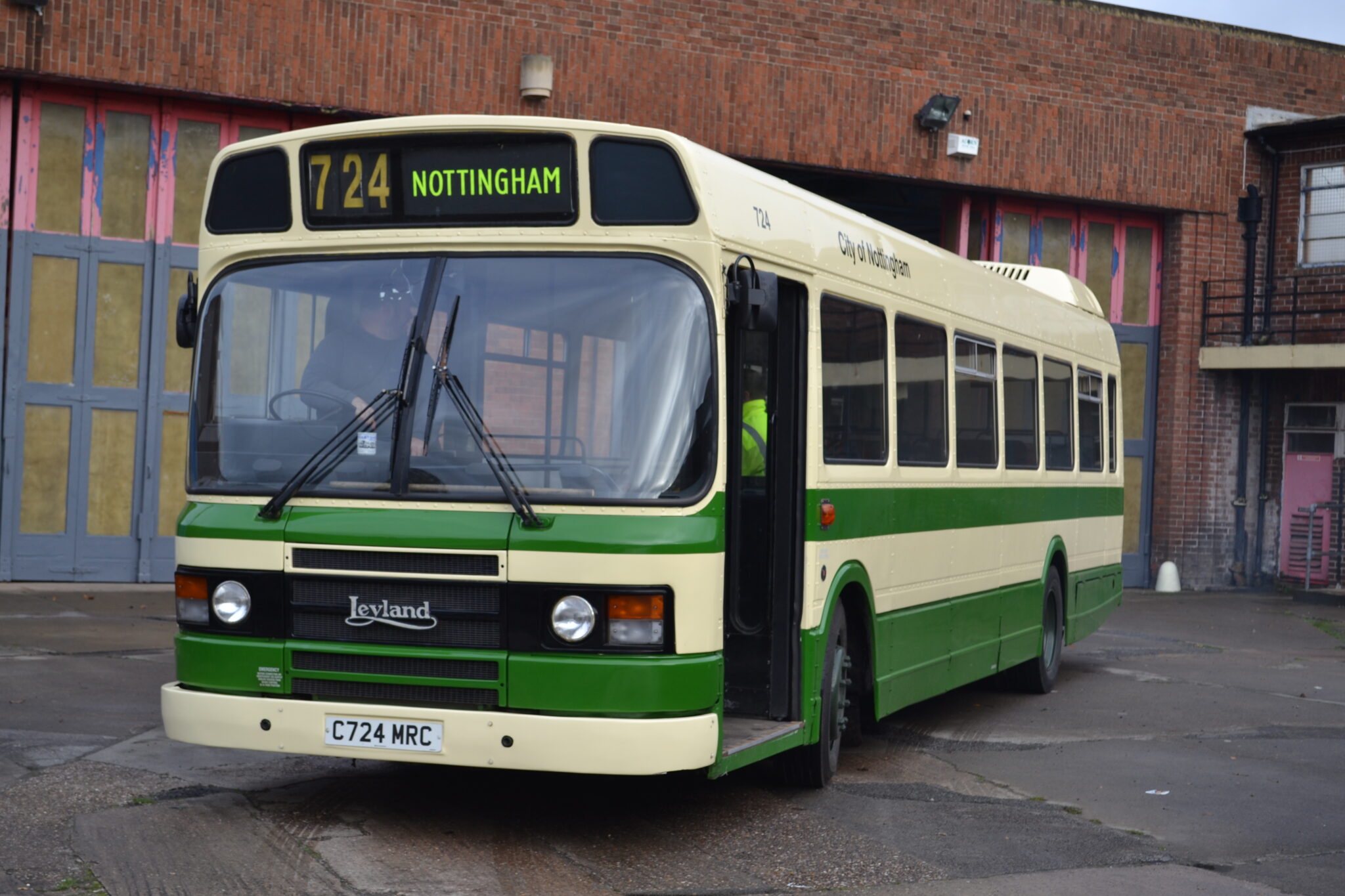 724 C724 MRC - Nottingham Heritage Vehicles