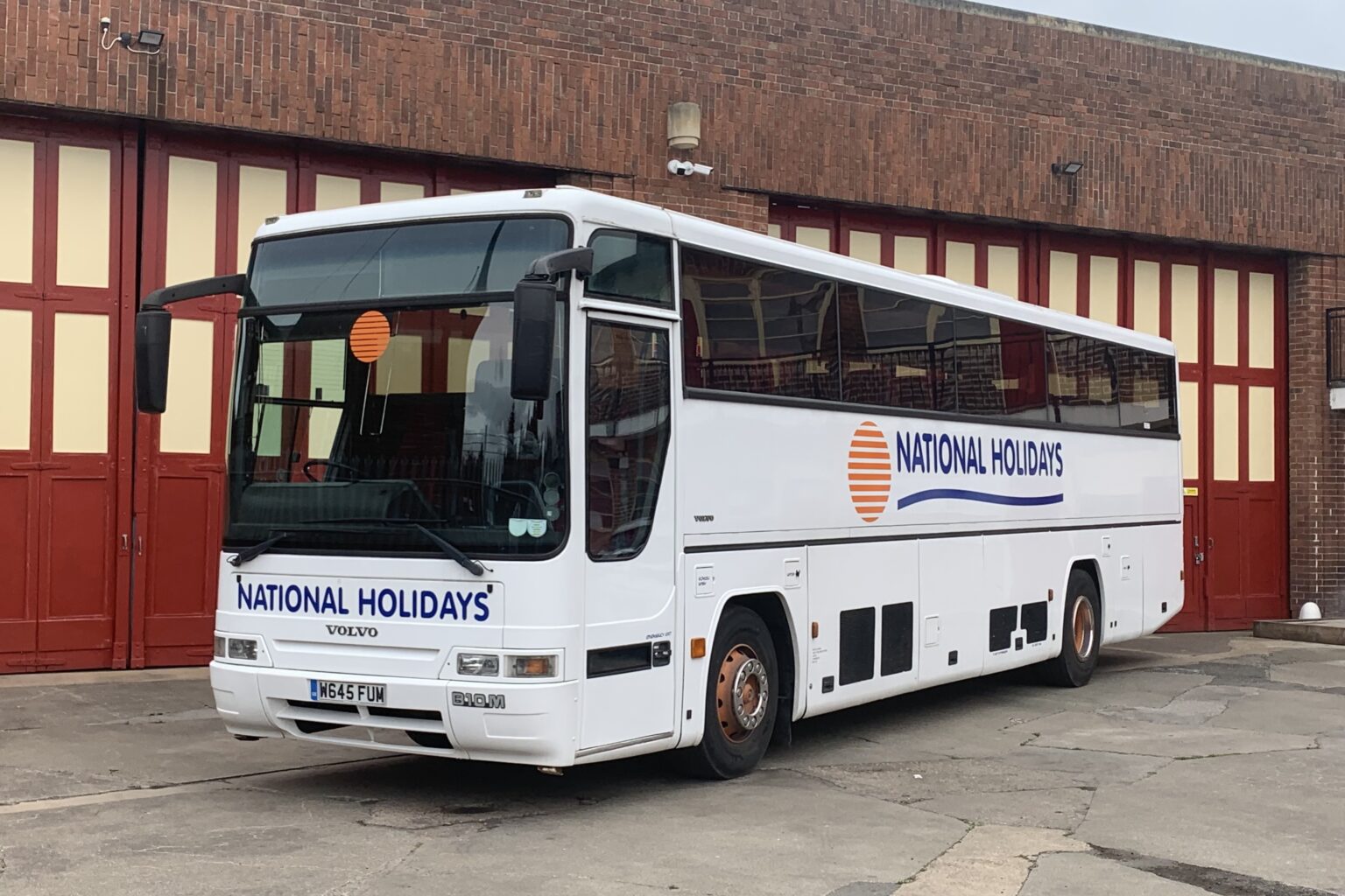 966 W645FUM - Nottingham Heritage Vehicles